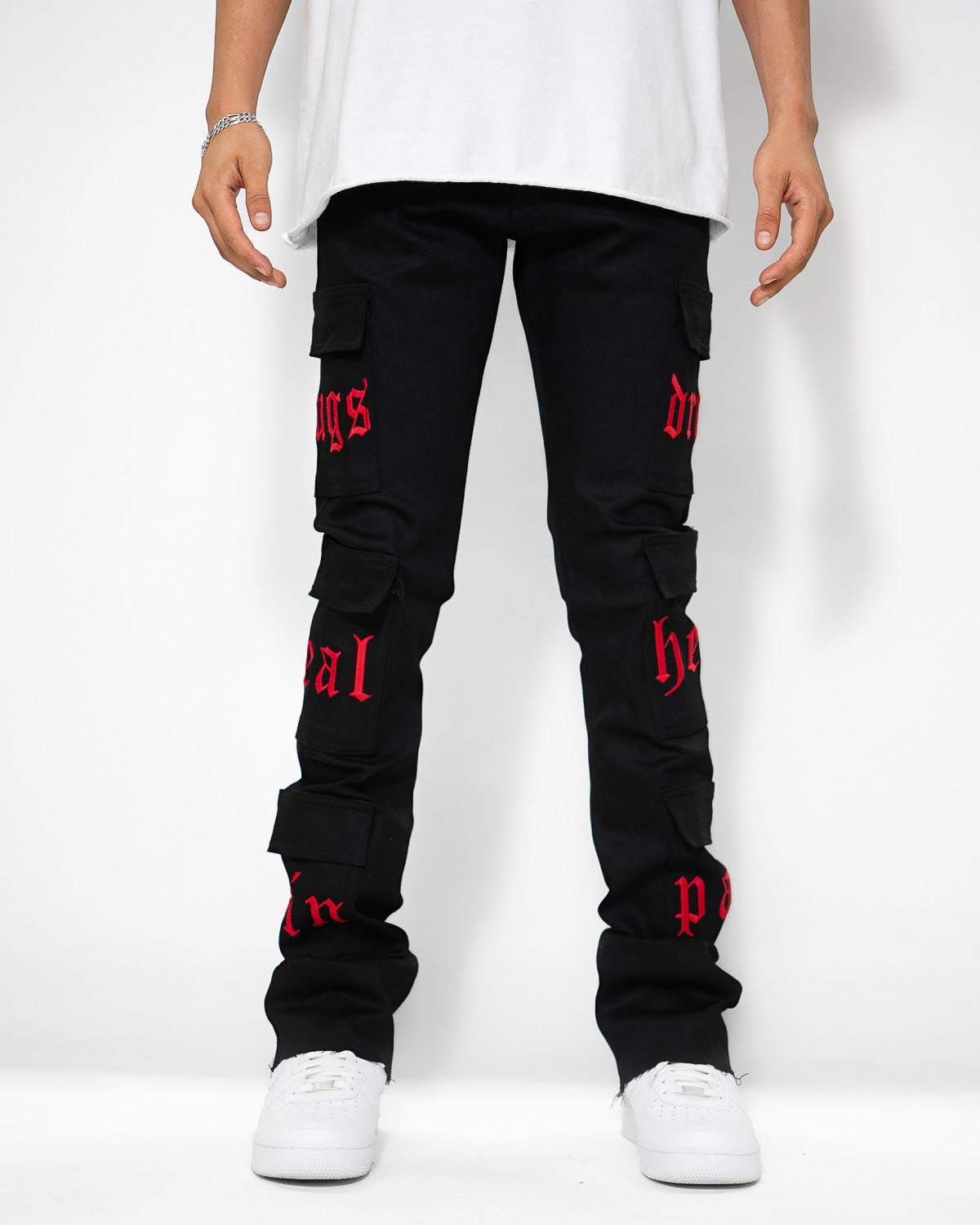 THE STACKED CARGO - CUERPO – GOLDEN